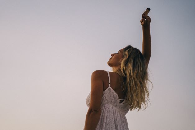 Being Your True Self: 5 Easy Strategies to Live Happier and Healthier